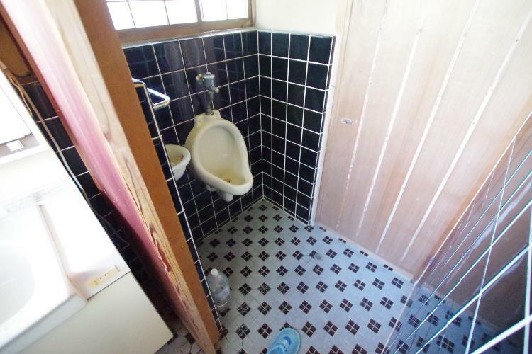 【Sold】Traditional Japanese House Near the Sea in Rural Misaki, Osaka ...